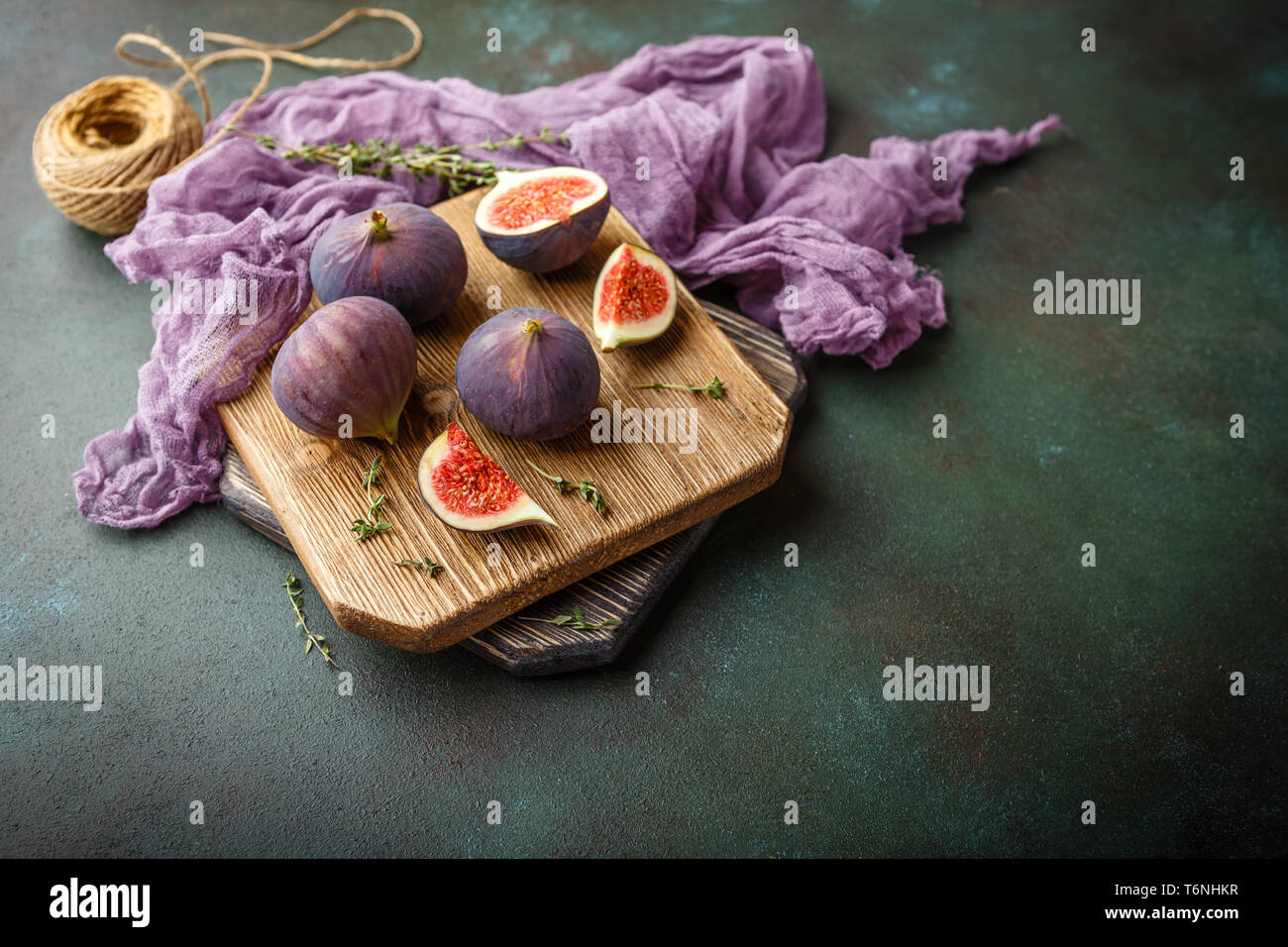 Dark fruits hi-res stock photography and images - Alamy