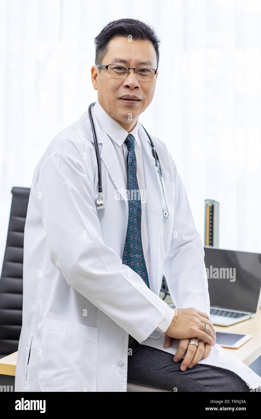 Examination room hi-res stock photography and images - Alamy