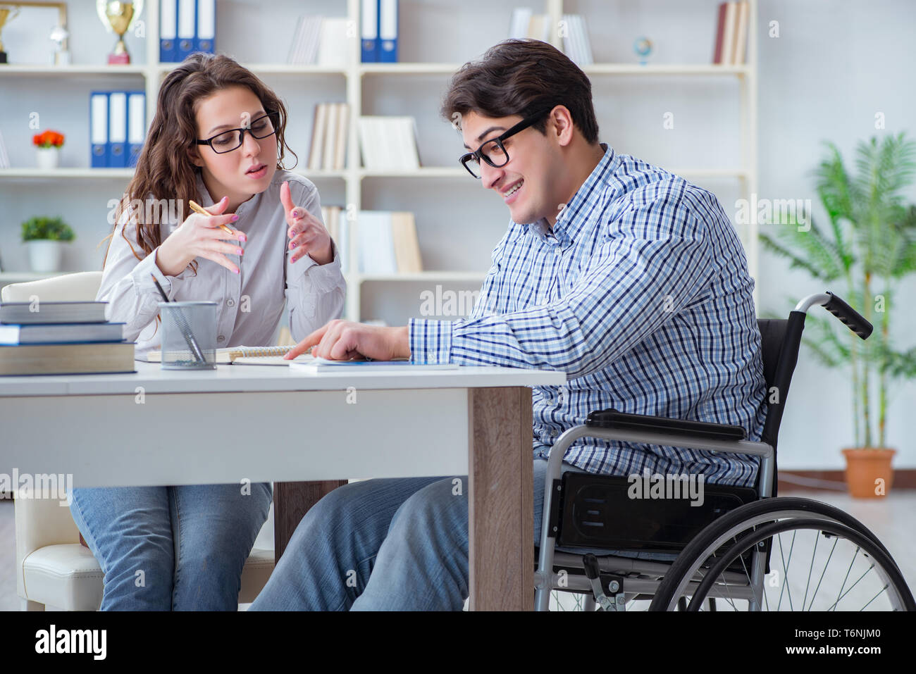 Physical disability student teacher hi-res stock photography and images ...