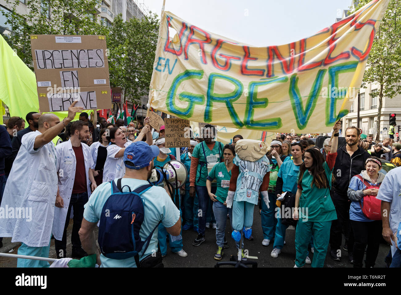 Paris, France. 1st May, 2019. Demonstration of may day international ...