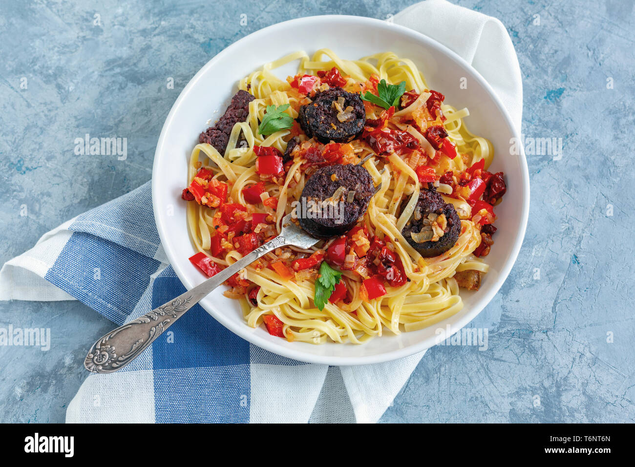 Blood meat hi-res stock photography and images - Alamy