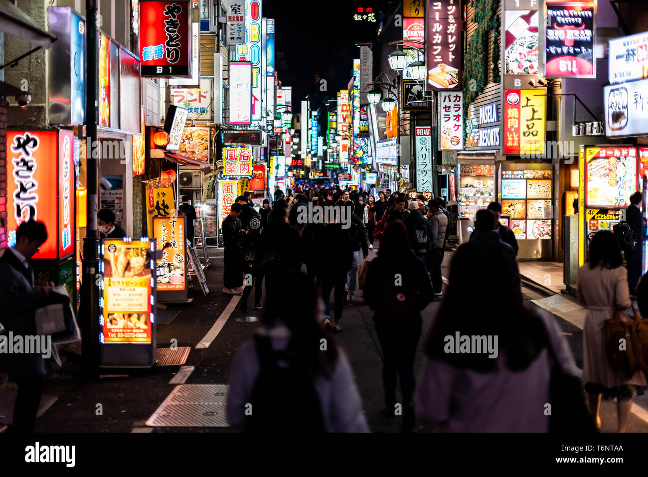 Kabukicho night hi-res stock photography and images - Alamy