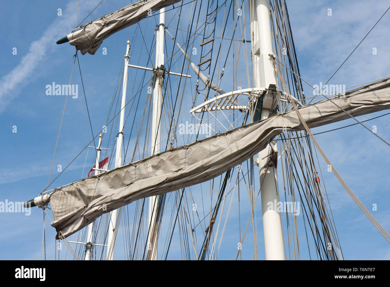 Rigging of a big sailing vessel Stock Photo - Alamy