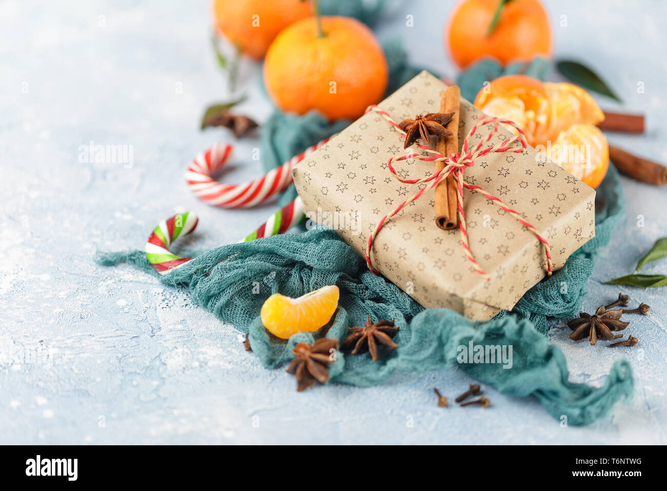 Tangerine box hi-res stock photography and images - Alamy