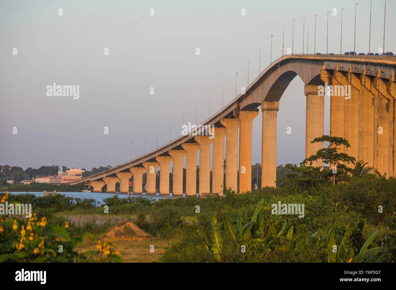 Jules wijdenbosch bridge over the suriname river hi-res stock ...