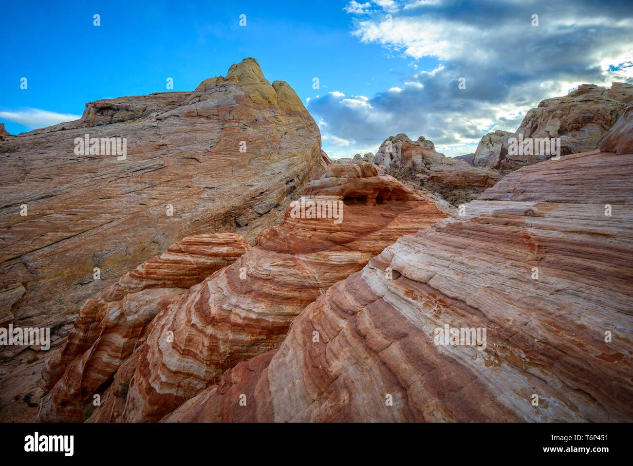 Colorful, Red Orange Rock Formations, Sandstone Rock, Hiking Trail ...