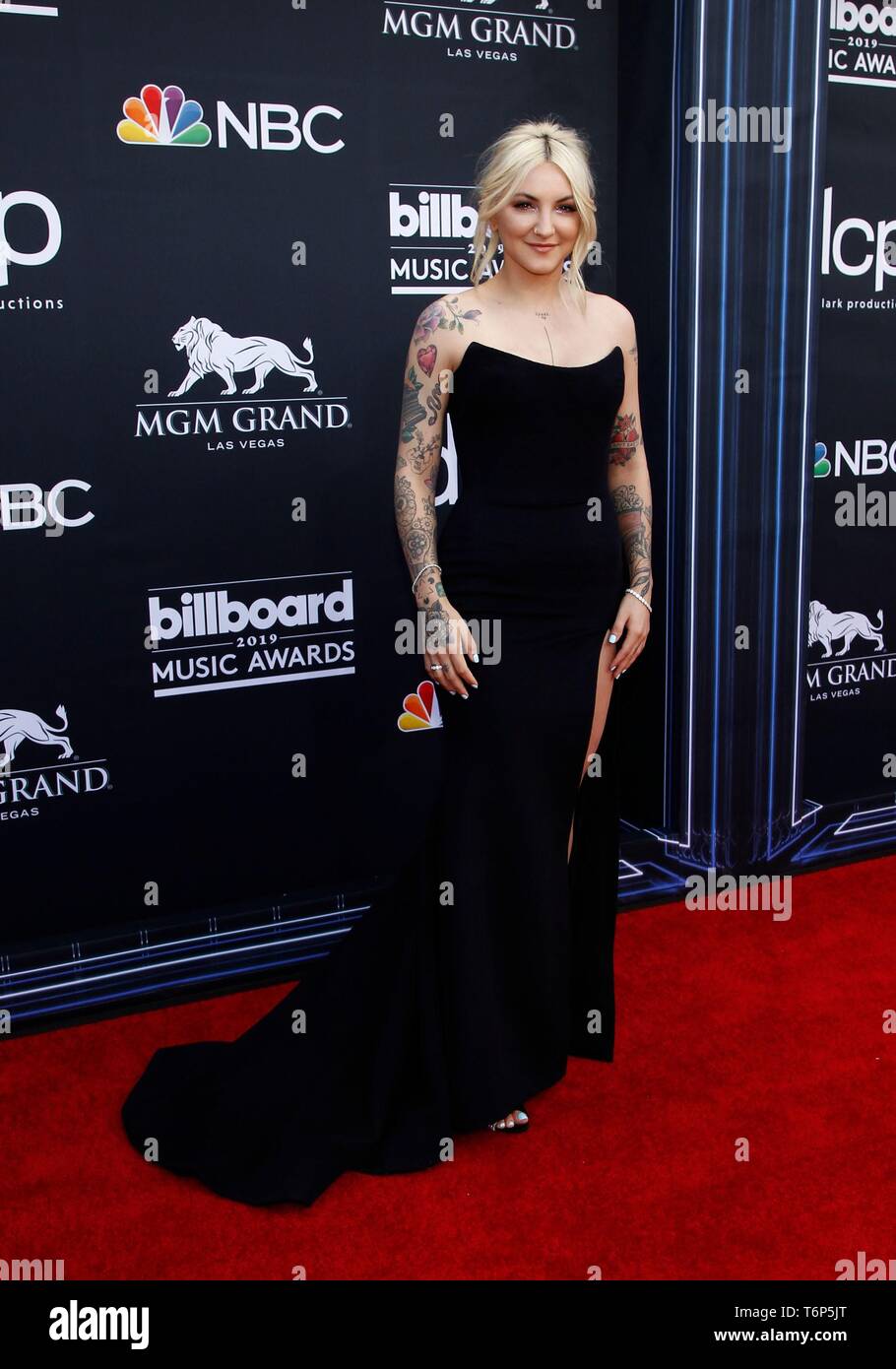 Las Vegas, NV, USA. 1st May, 2019. Julia Michaels at arrivals for 2019 ...