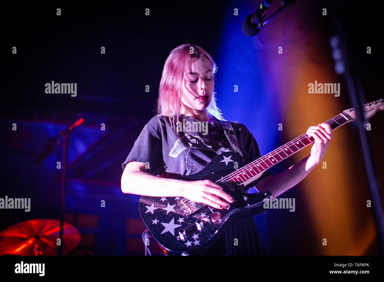 Phoebe bridgers hi-res stock photography and images - Alamy