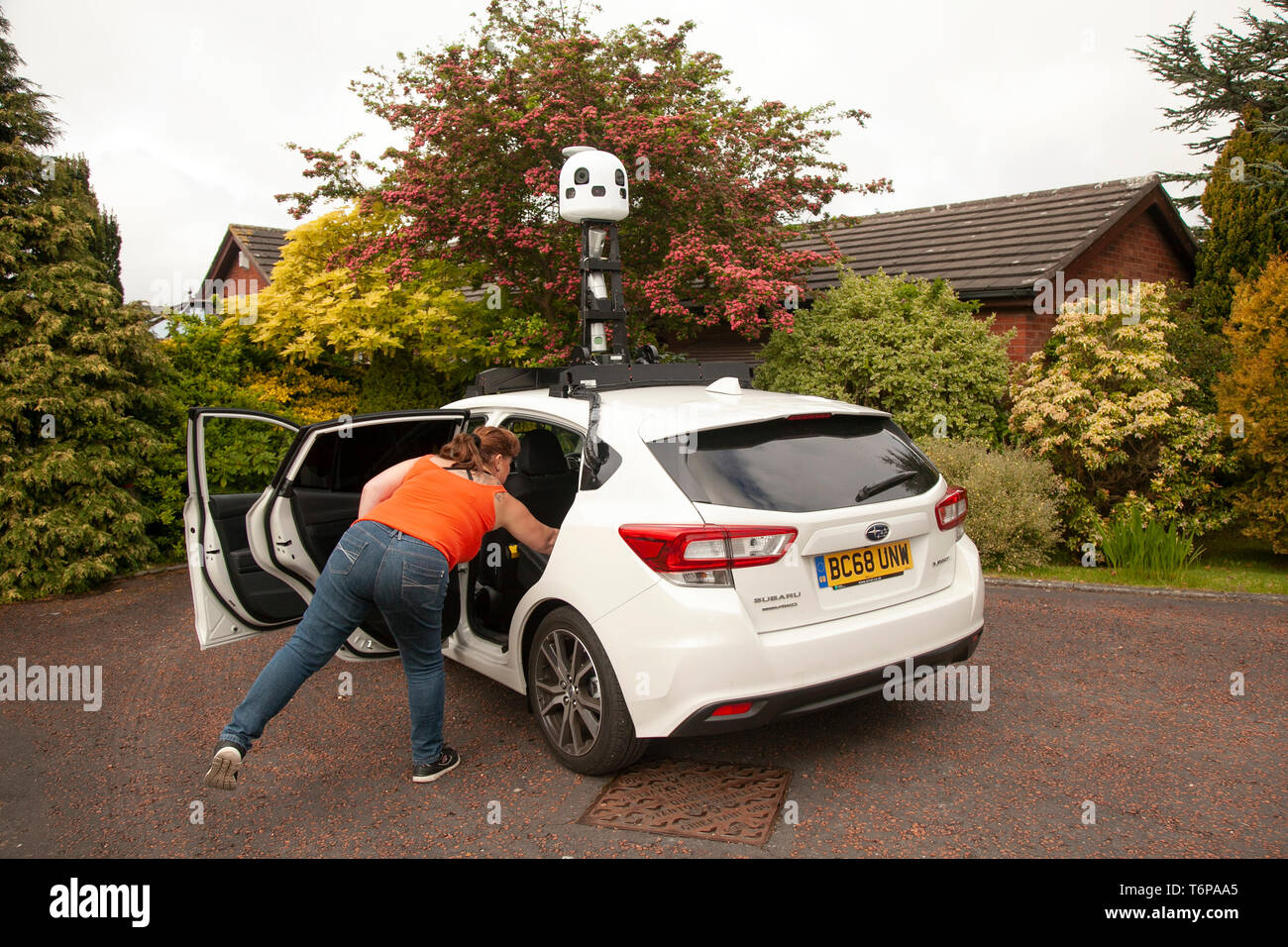 Car service gps map hi-res stock photography and images - Alamy