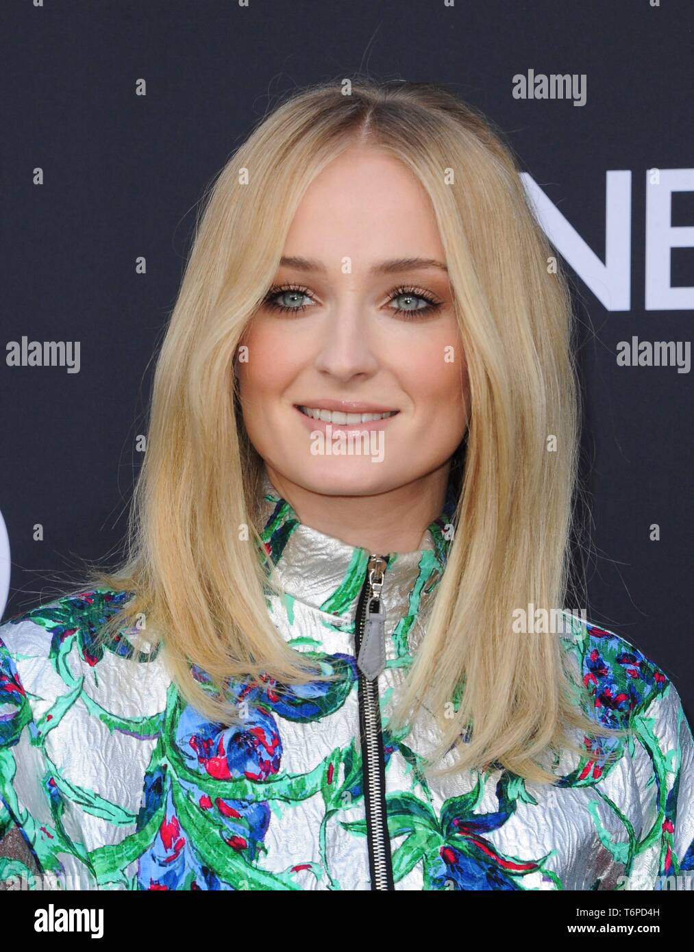 Sophie turner 2019 hi-res stock photography and images - Alamy