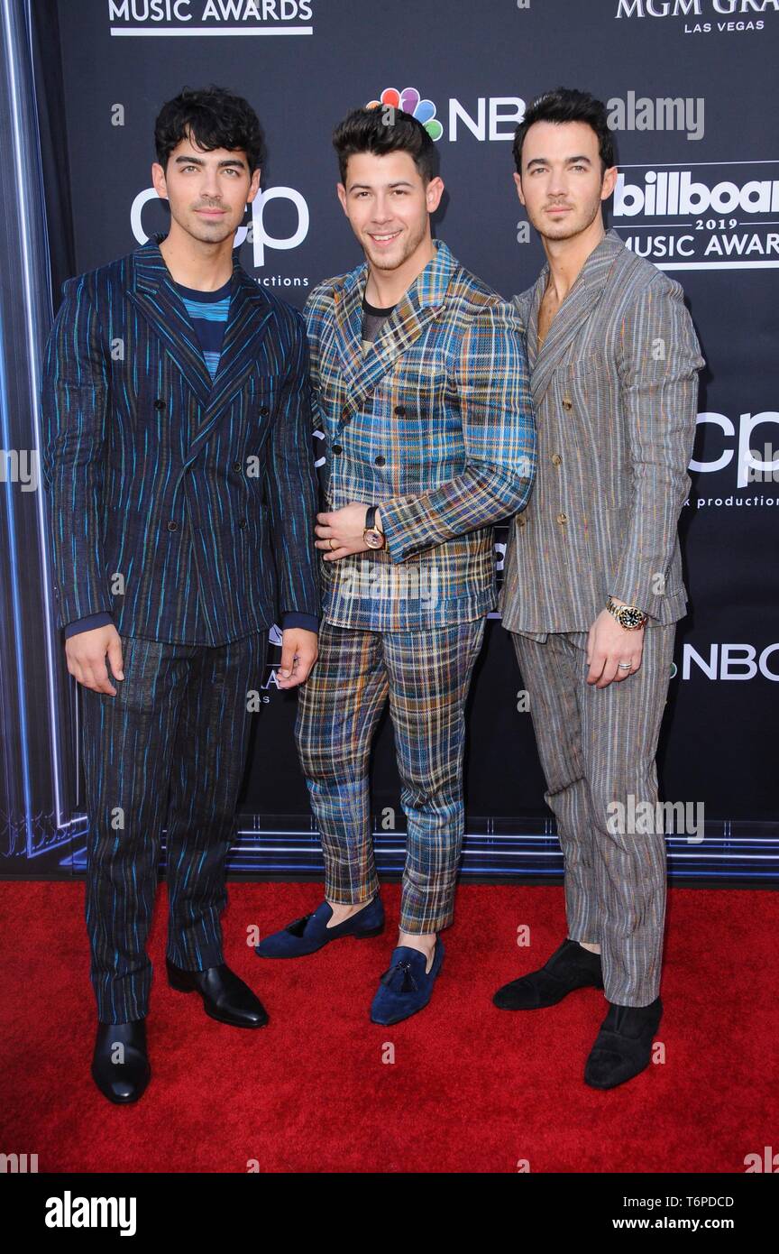 Lizzie Arnold Nick Lachey