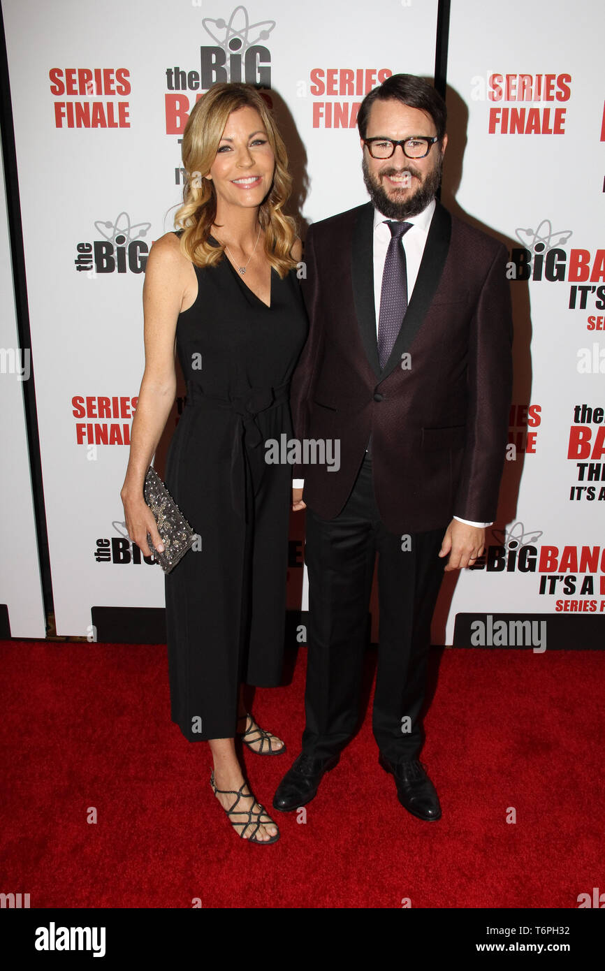 Pasadena, USA. 01st May, 2019. Wil Wheaton (r) and Anne Wheaton at the ...