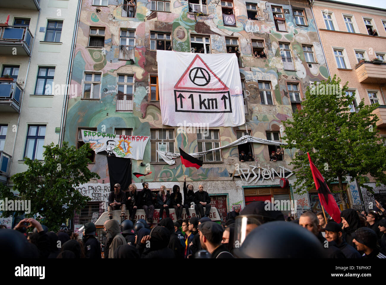 Anarchy symbol hi-res stock photography and images - Alamy