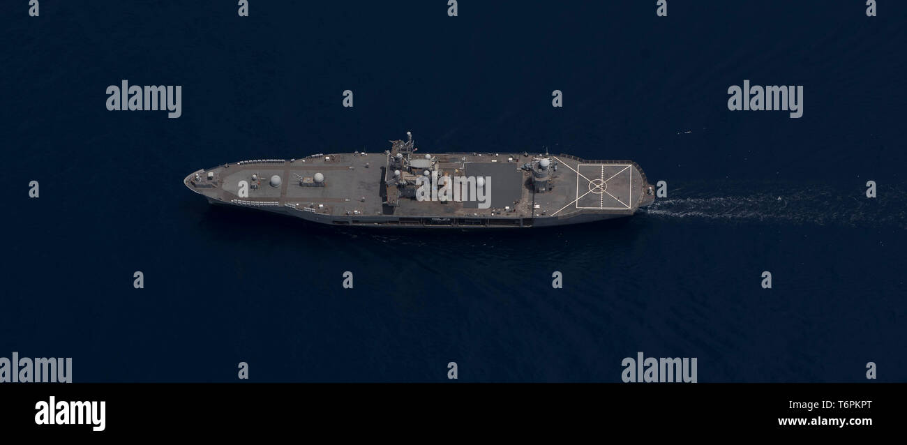 SOUTH CHINA SEA (April 27, 2019) - U.S. 7th Fleet flagship USS Blue ...