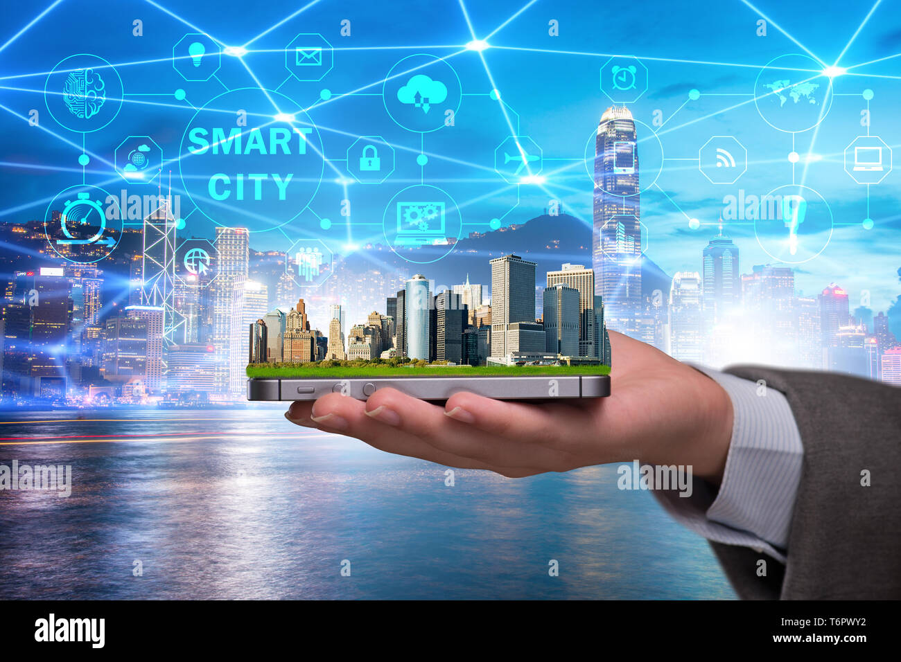 Smart city in innovation concept Stock Photo - Alamy