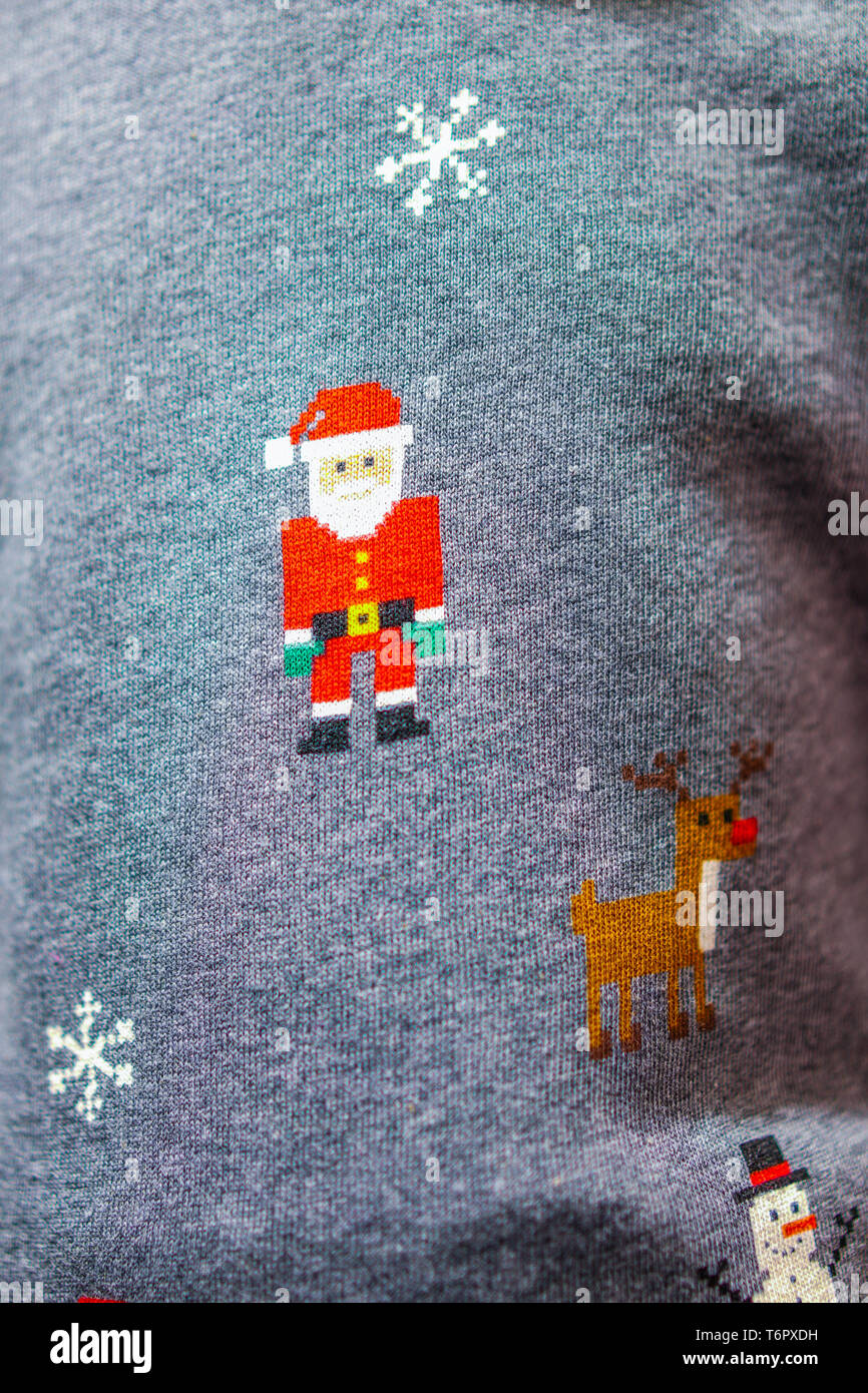 Snowman santa deer cartoon hi-res stock photography and images - Alamy