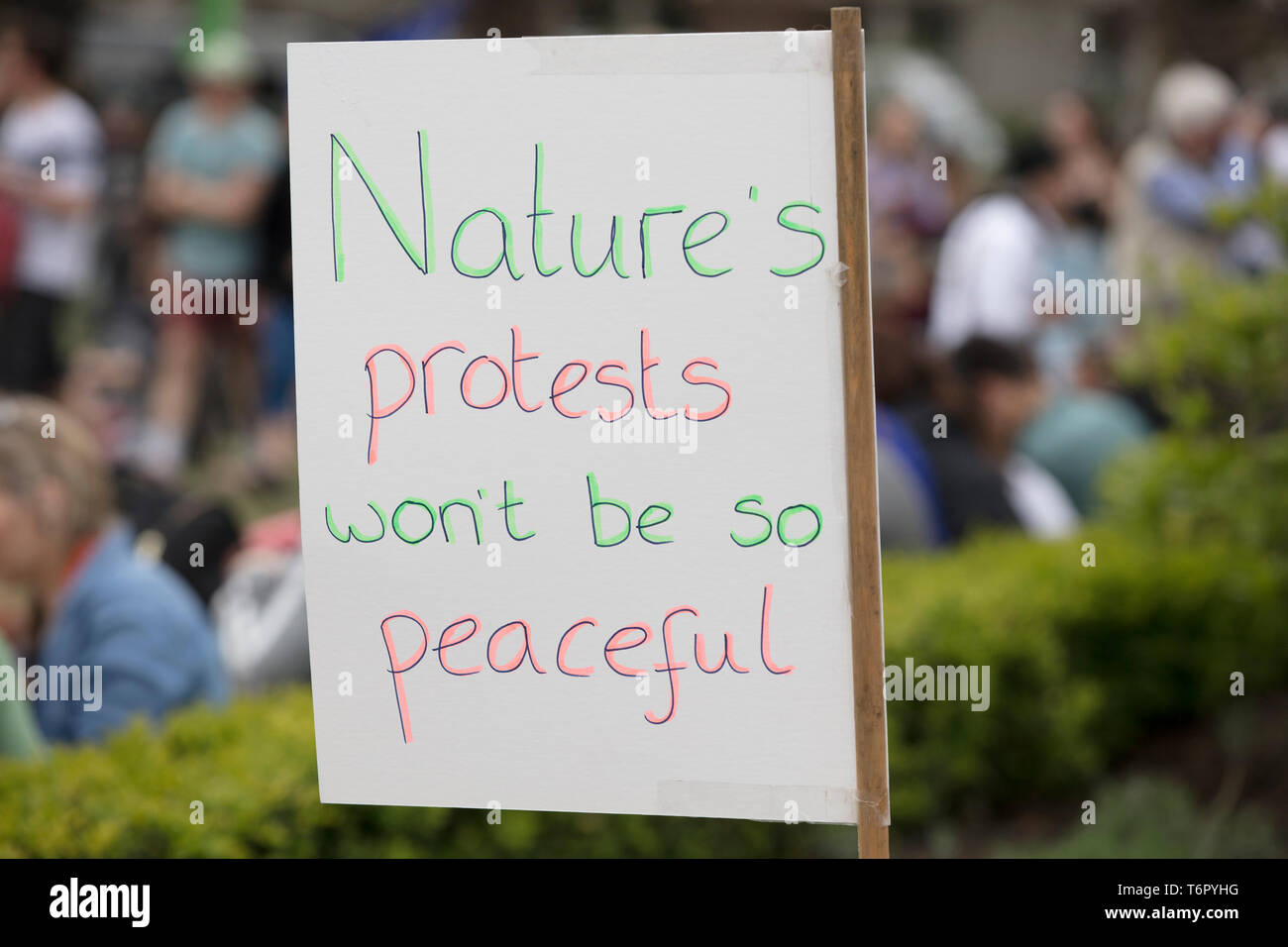 Banner protests hi-res stock photography and images - Alamy