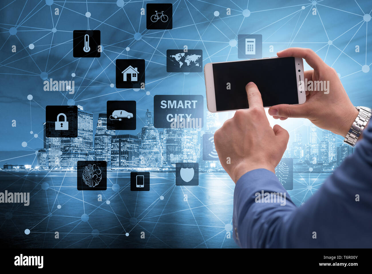 Smart city in innovation concept Stock Photo - Alamy