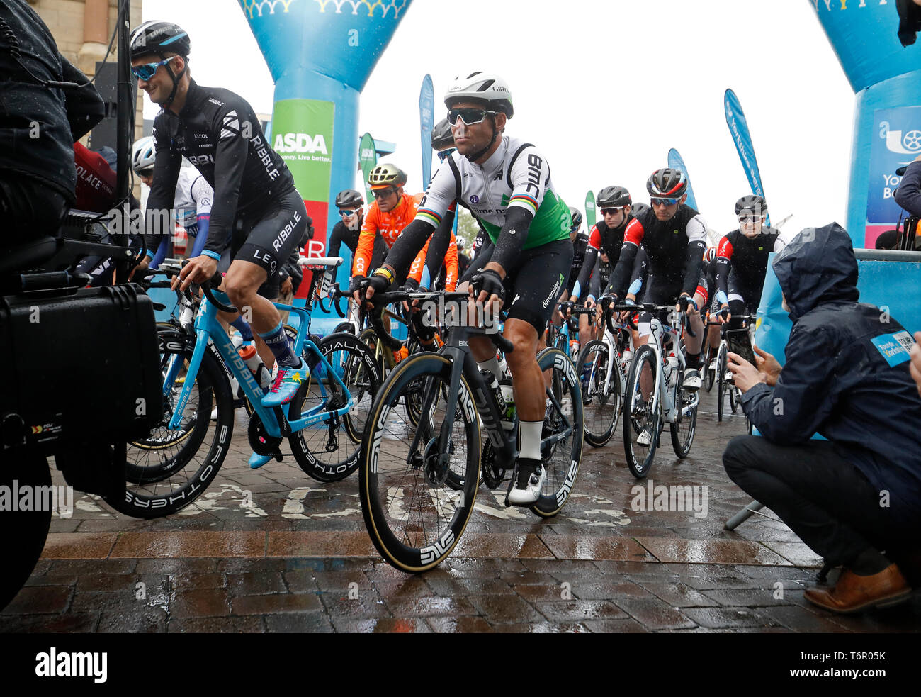 Team Dimension Data rider Mark Cavendish during stage one of the Tour ...