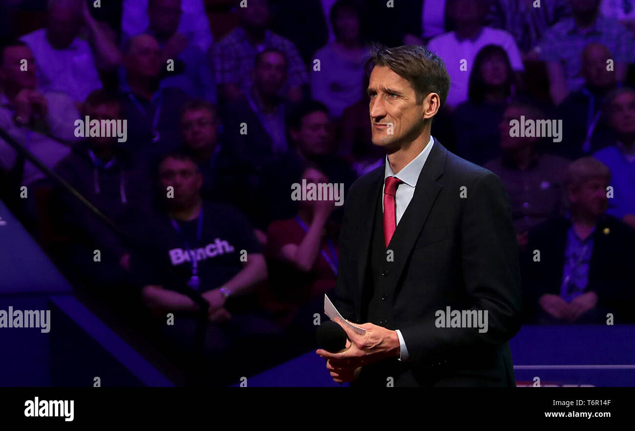 Rob walker introduces players hi-res stock photography and images - Alamy