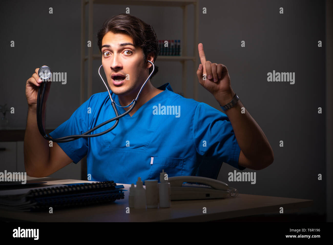 Night shift working hospital hi-res stock photography and images - Alamy