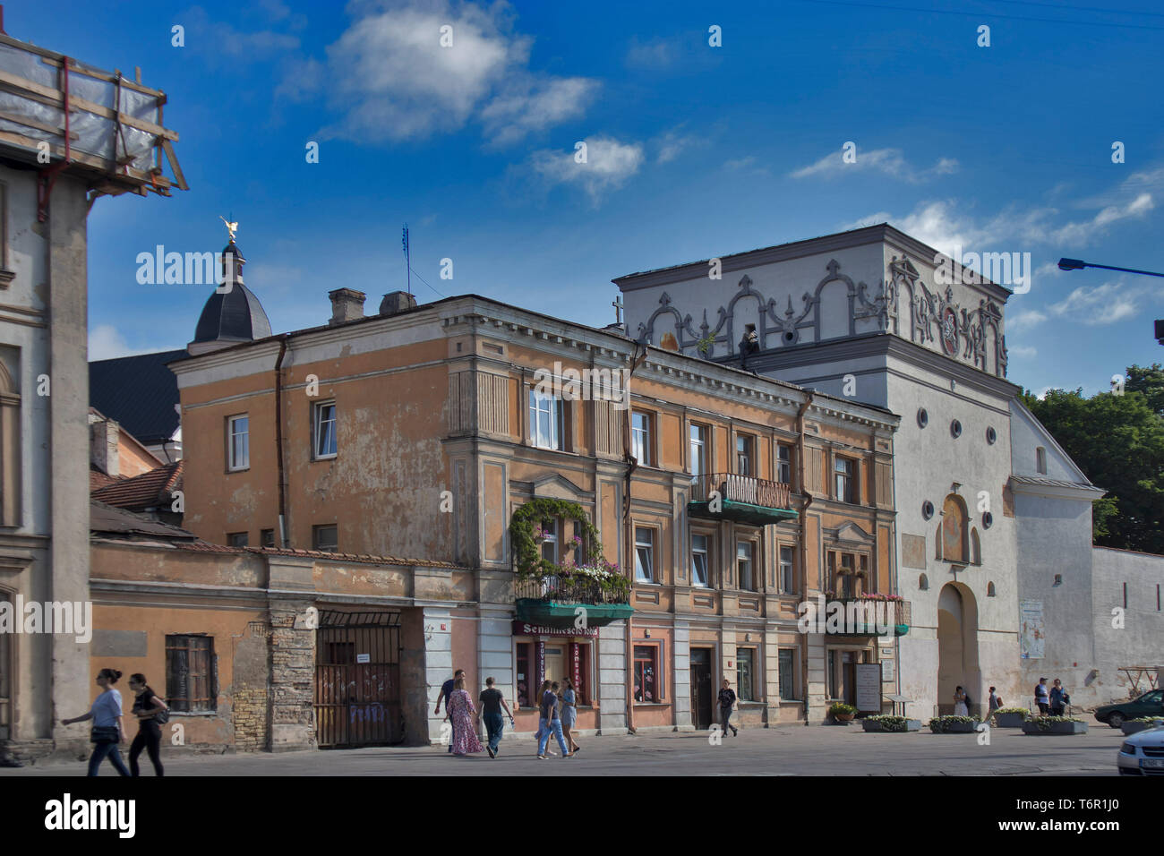 Vilnius lithuania arch gate hi-res stock photography and images - Alamy