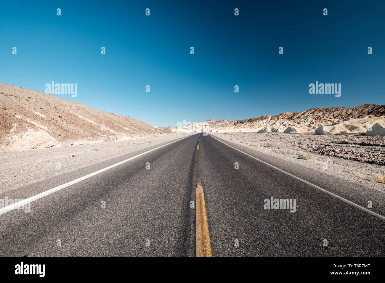 Highway in Death Valley National Park, California Stock Photo - Alamy