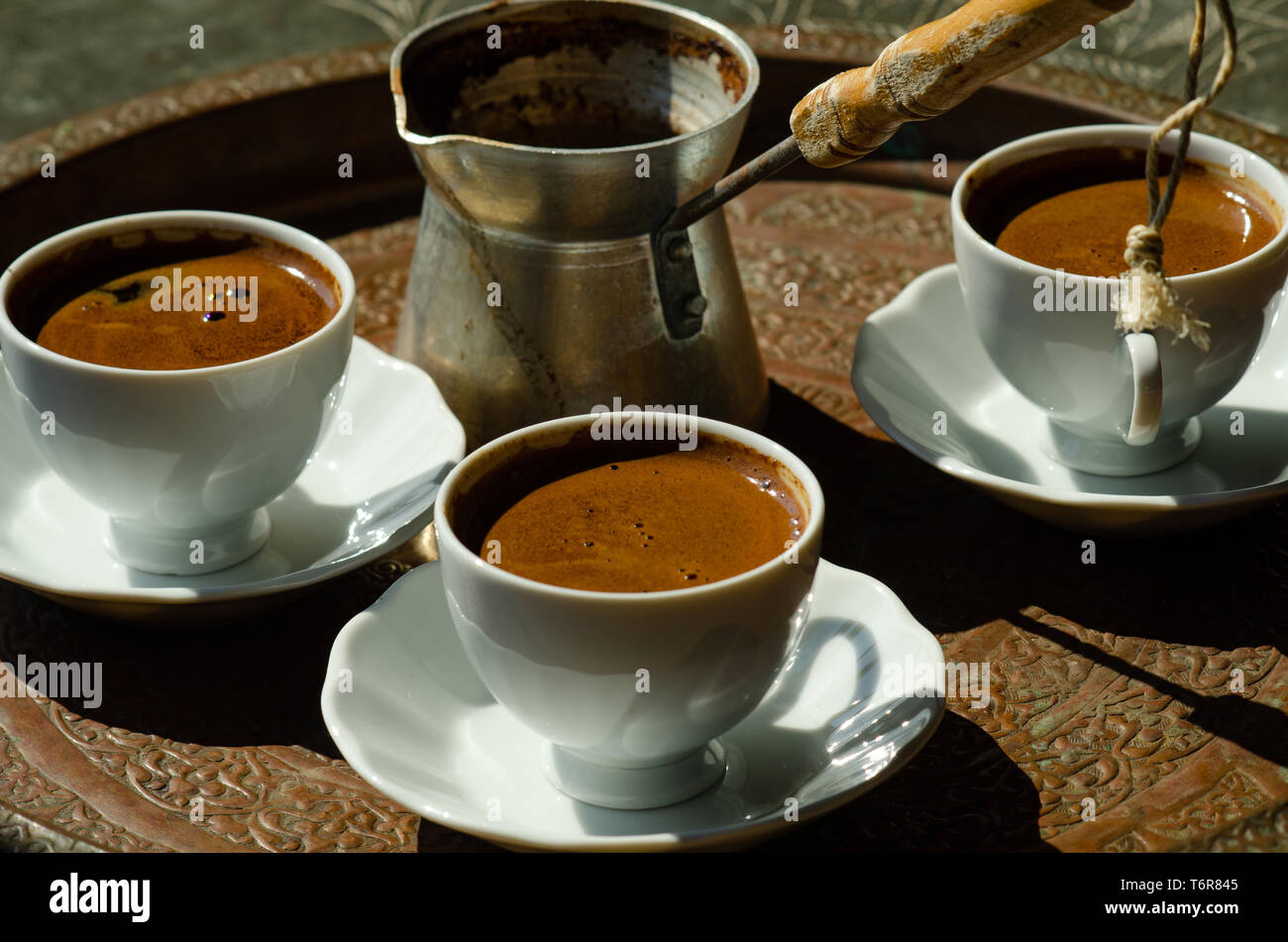 Arabic coffee culture hi-res stock photography and images - Alamy
