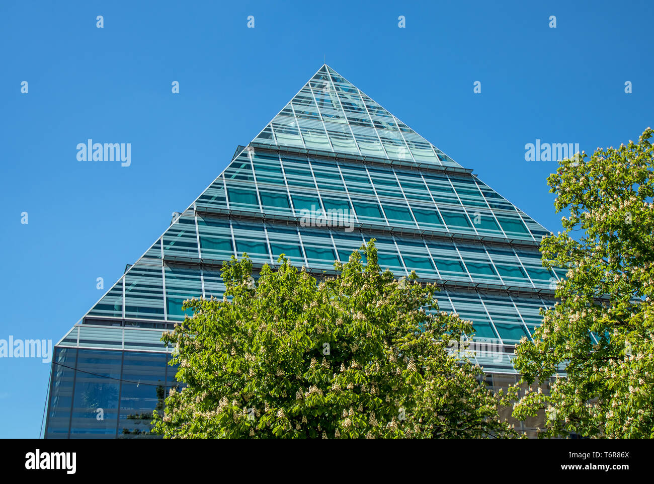 Glass pyramid Library Ulm Stock Photo - Alamy
