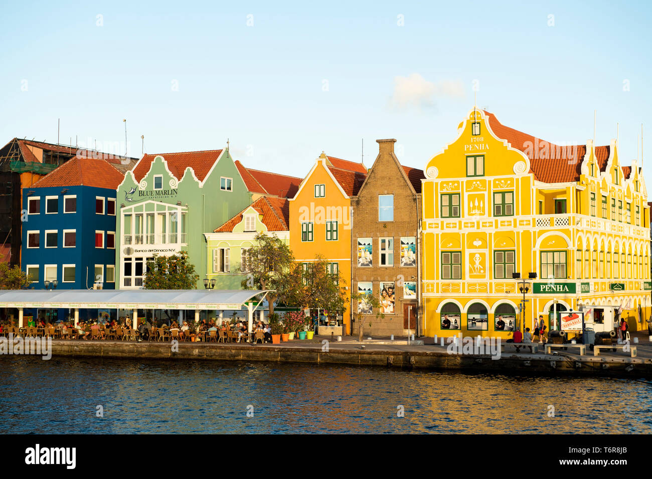Penha building, Colonial buildings on the waterfront, Willemstad ...