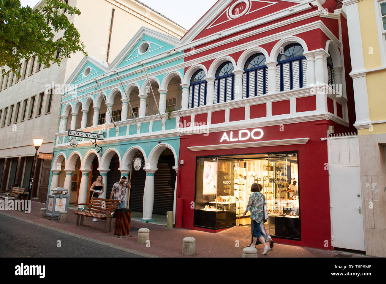 Colourful colonial buildings, Willemstad, Curaçao Stock Photo - Alamy