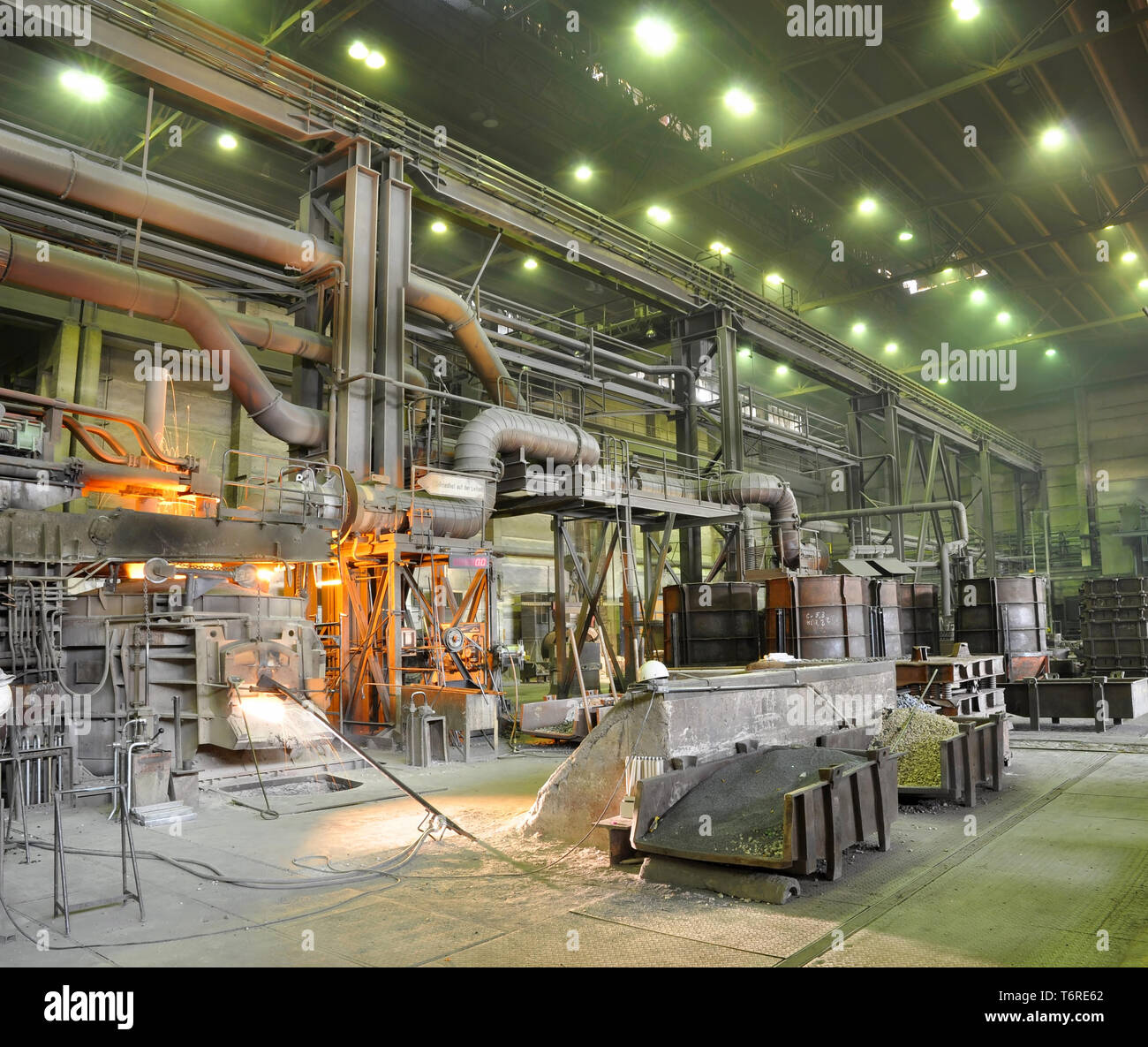 Production of metal components in a foundry - Equipment and ...