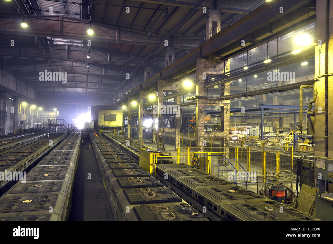 Production of metal components in a foundry - Equipment and ...