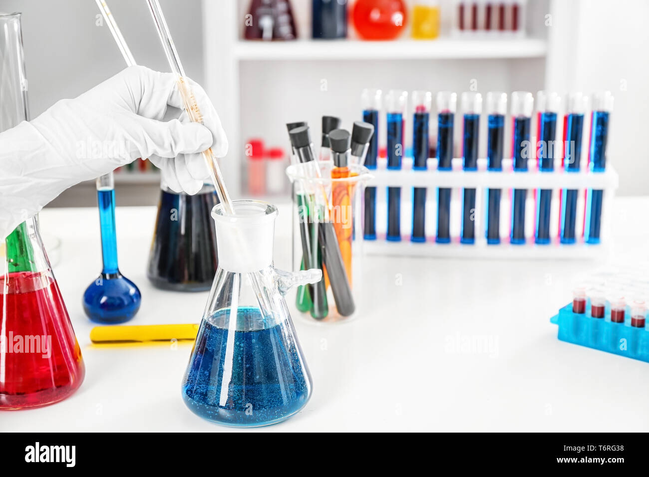 Lab worker taking test tube hi-res stock photography and images - Alamy