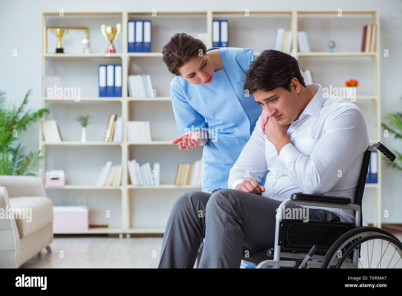 Spinal injury checkup accident hi-res stock photography and images - Alamy