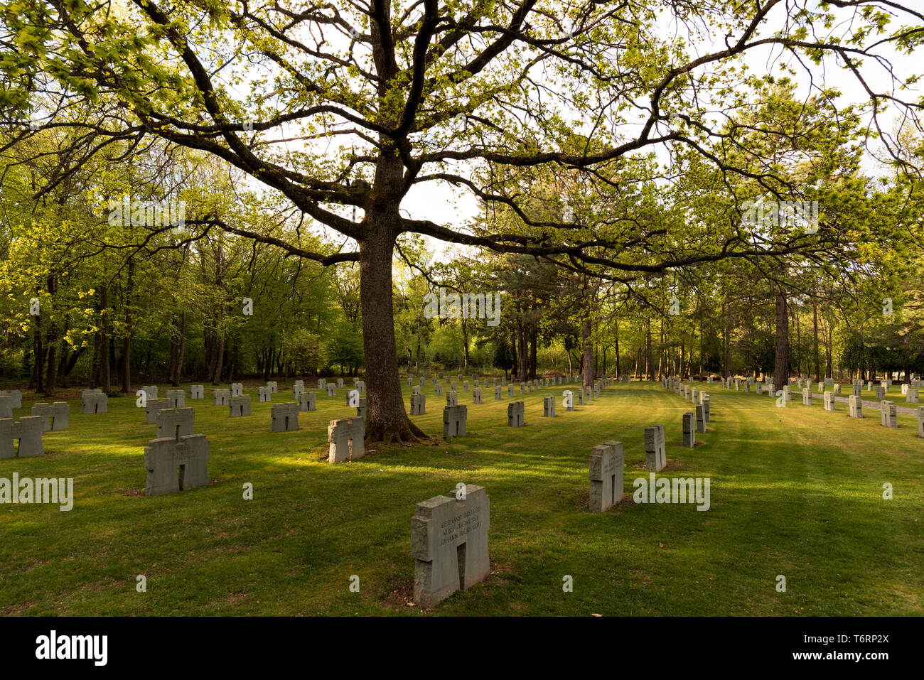 German war graves ww2 hi-res stock photography and images - Alamy
