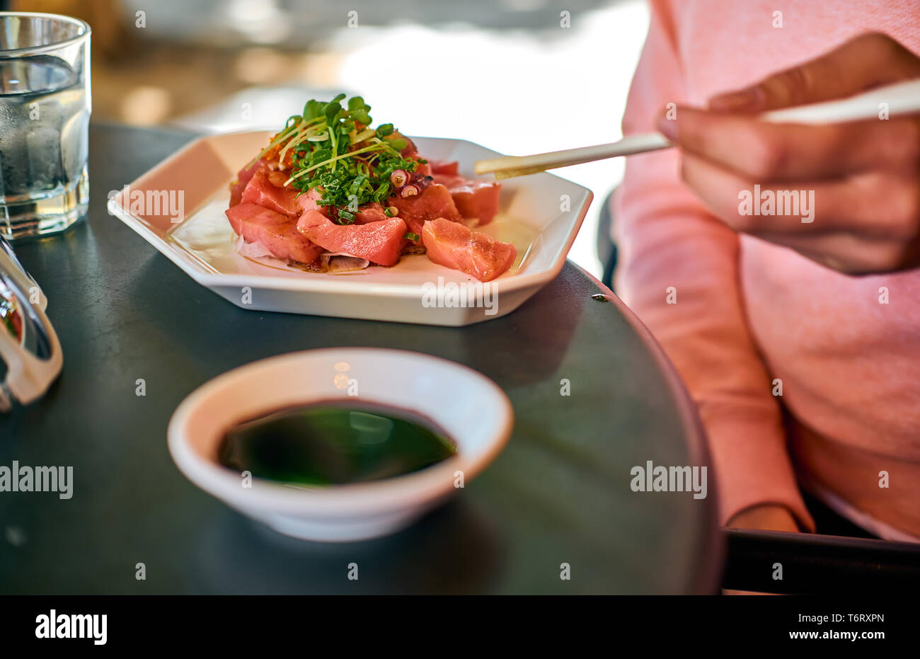 Hawaii poke bowl food plate Stock Photo - Alamy