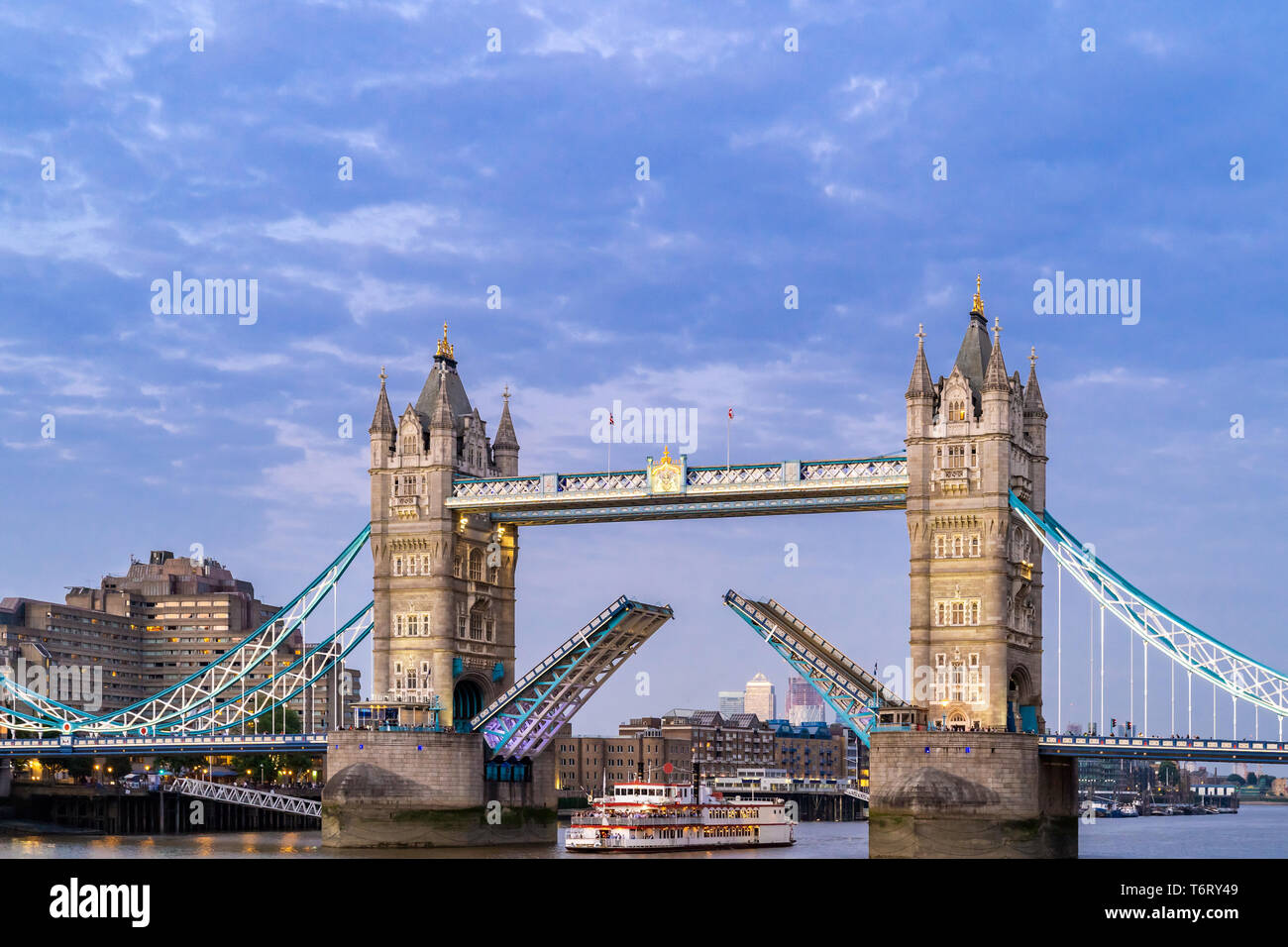 Lifting up London Tower Bridge Stock Photo - Alamy
