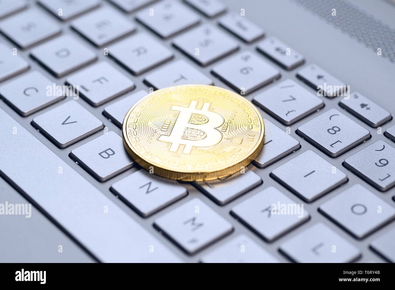 Cryptocurrency gold coin set hi-res stock photography and images - Alamy