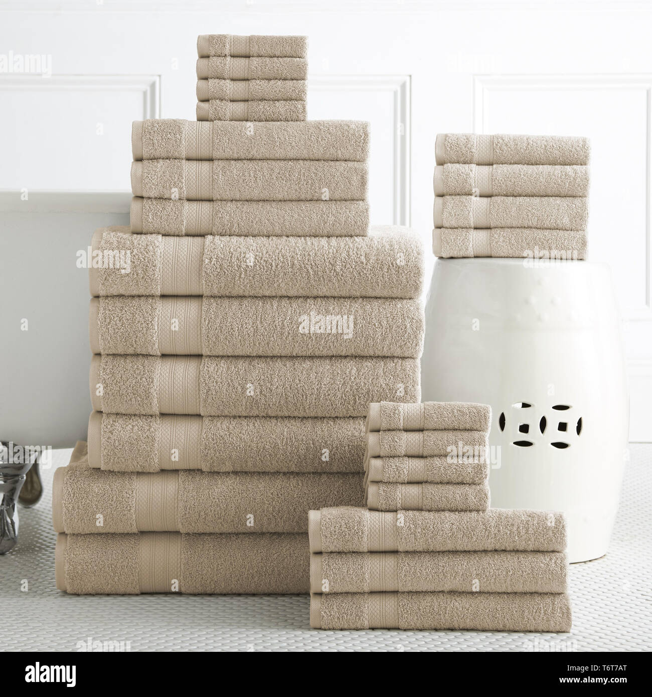 Beautiful, fluffy dobby border cotton towel set Stock Photo - Alamy