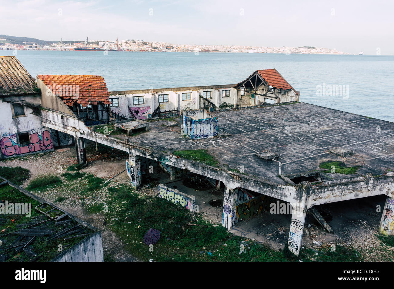 Urbex lisboa hi-res stock photography and images - Alamy