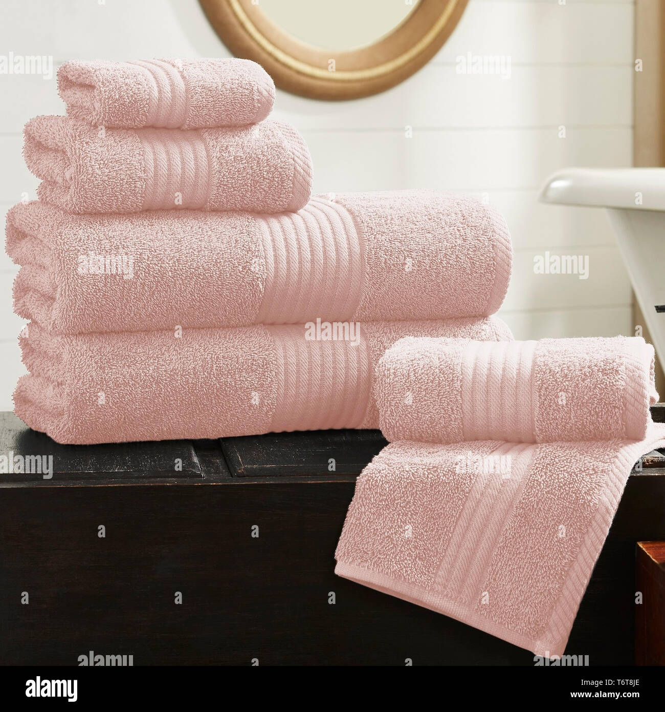 Beautiful, fluffy dobby border cotton towel set Stock Photo - Alamy