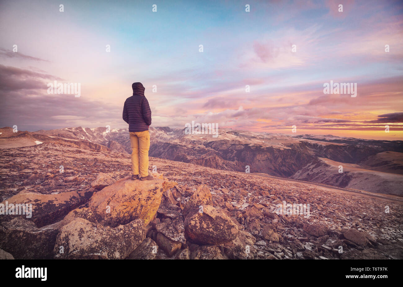 Bear tooth pass highway hi-res stock photography and images - Alamy