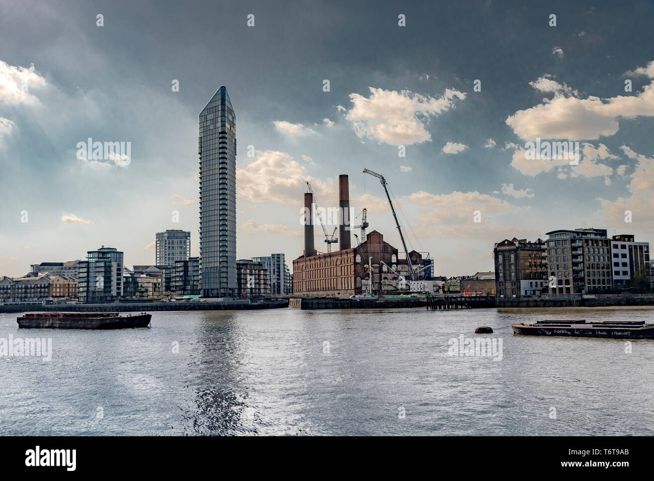 Chelsea Waterfront High Resolution Stock Photography and Images - Alamy