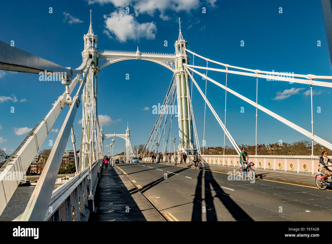 The Albert Bridge built in 1873, which connects Chelsea on the north ...