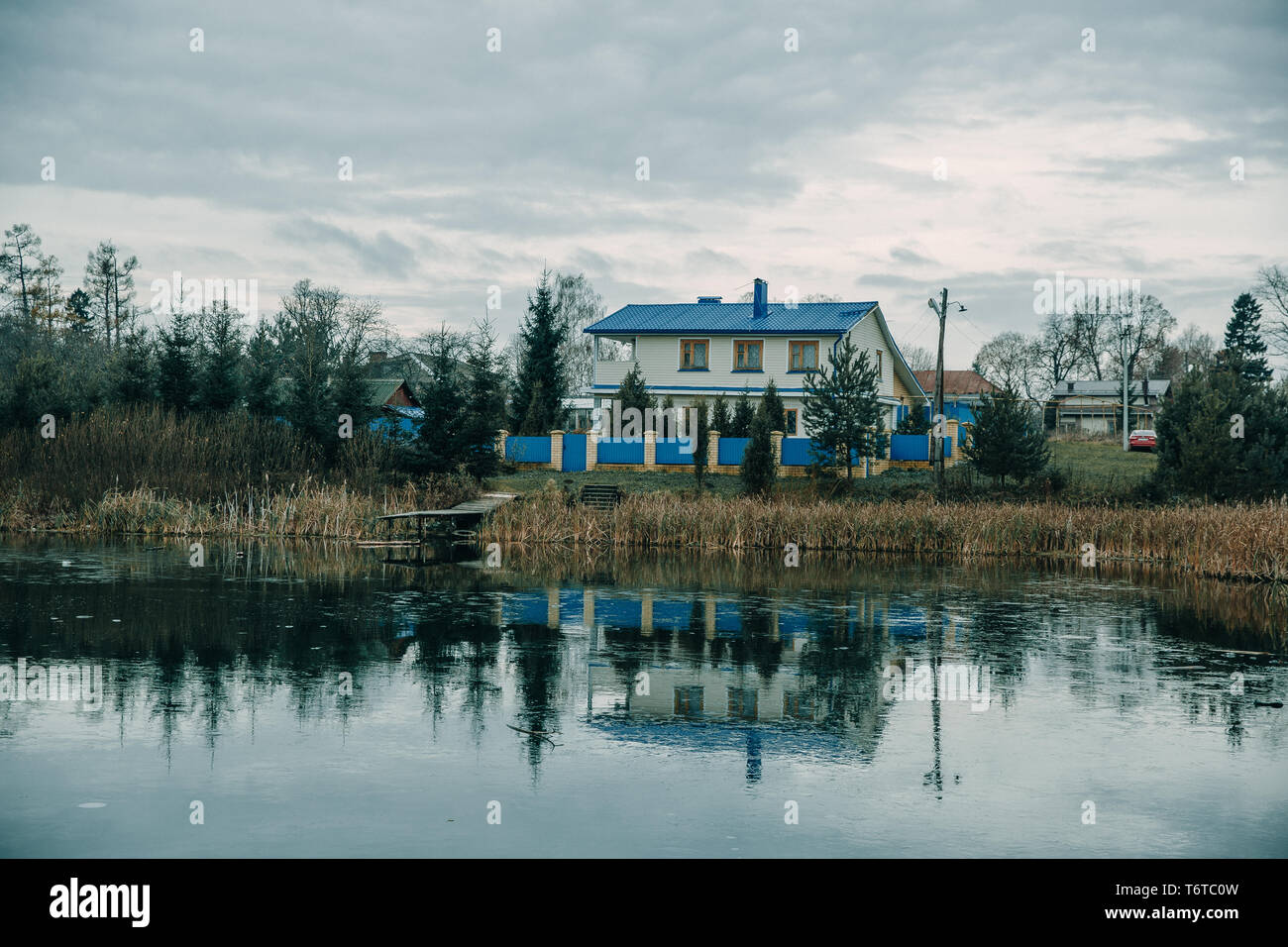 Blue dacha hi-res stock photography and images - Alamy