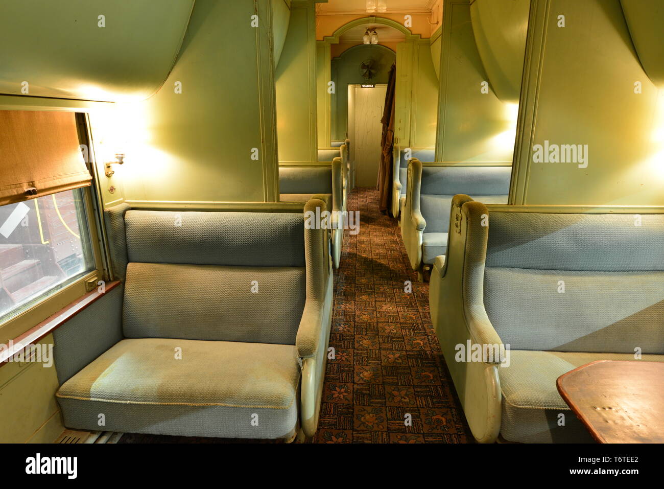 The luxury seating inside an American Pullman car Stock Photo - Alamy
