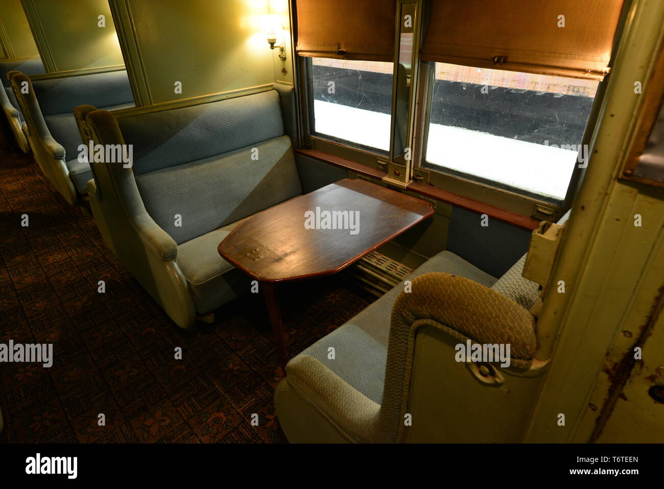 The luxury seating inside an American Pullman car Stock Photo - Alamy