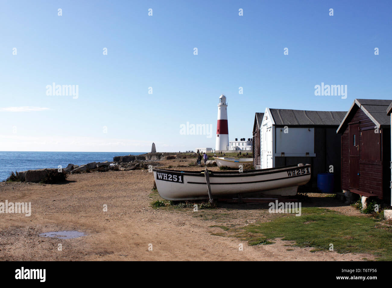BEACH HUTS ON PORTLAND BILL DORSET UK Stock Photo - Alamy