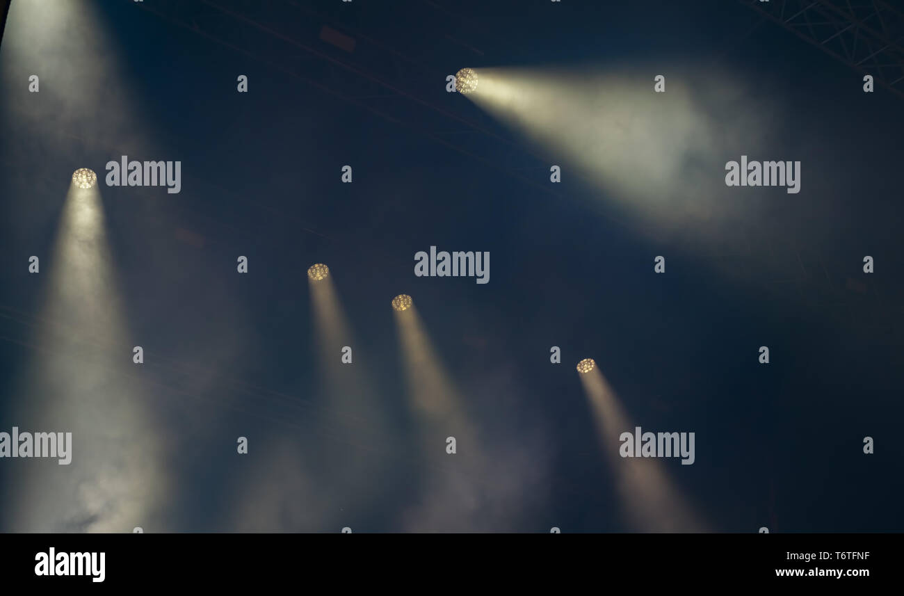 Light beams through smoke hi-res stock photography and images - Alamy